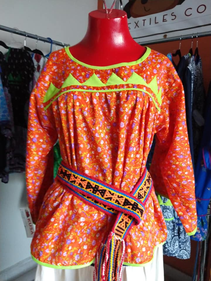 Artesanas rarámuri incursionan en el mundo de la moda con diseños ...